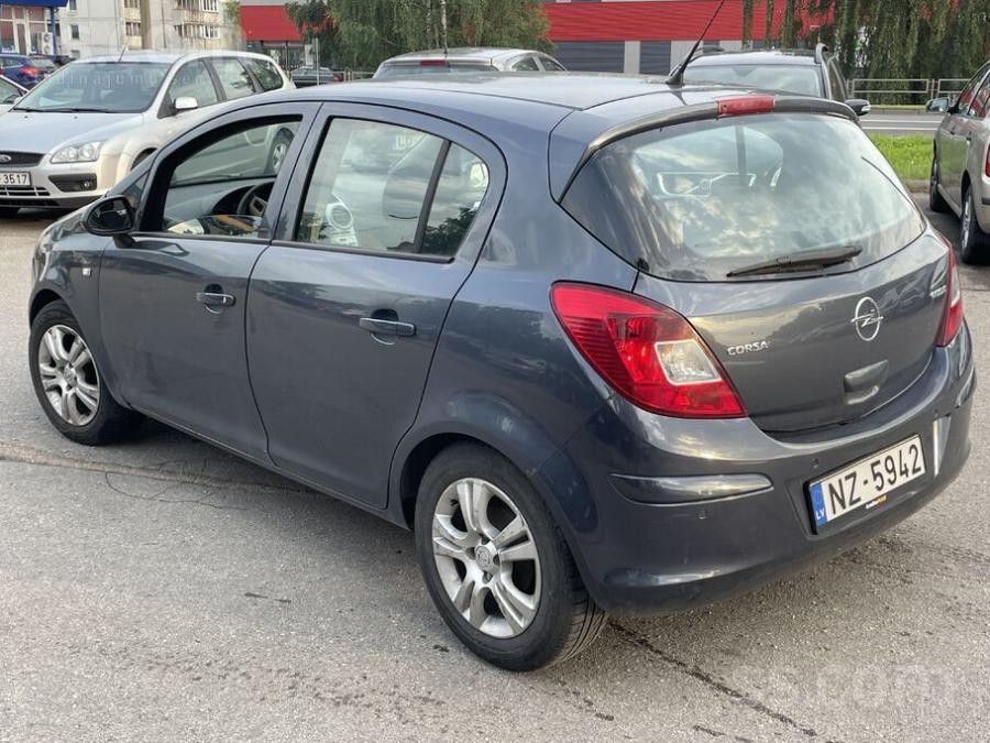 Pelēks Opel Corsa 2008 Rīga, ar dzinēja tilpumu 1.30 L un nobraukumu 332 tūkst. km par 650 €, foto 3 vietnē AUTOMOTO.COM.LV