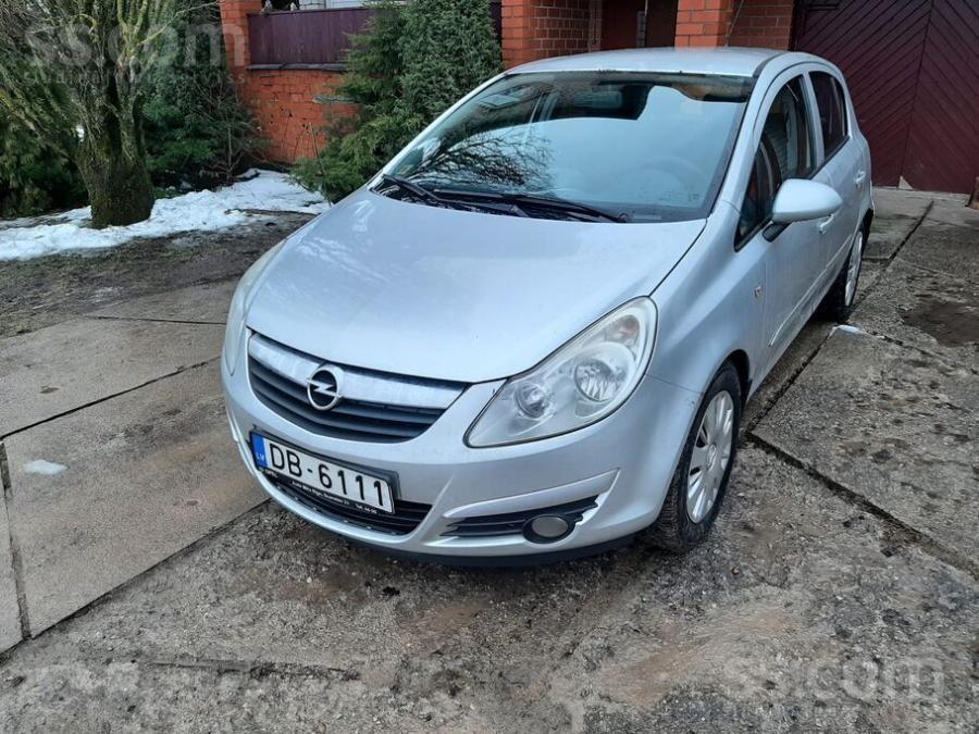 Pelēks Opel Corsa 2008 Aizkraukle, ar dzinēja tilpumu 1.40 L un nobraukumu 250 tūkst. km par 700 €, foto 1 vietnē AUTOMOTO.COM.LV