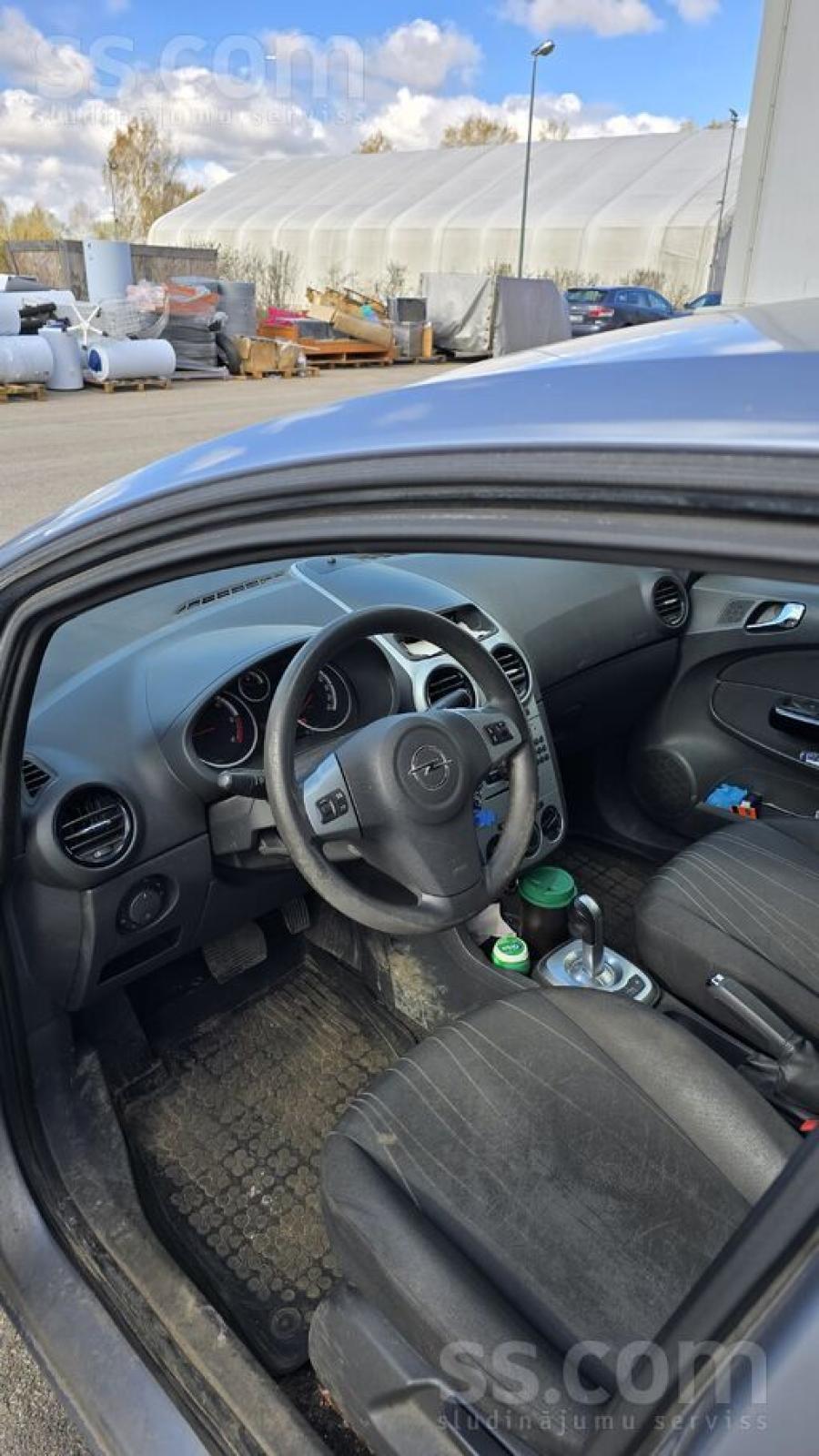 Pelēks Opel Corsa 2008 Rīga, ar dzinēja tilpumu 1.20 L un nobraukumu 211 tūkst. km par 750 €, foto 4 vietnē AUTOMOTO.COM.LV