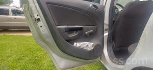 Grey Opel Corsa 2008 in Cesis, with an engine capacity of 1.40 L and mileage of 340 thousand km for 600 €, photo 10 on AUTOMOTO.COM.LV