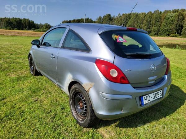 Grey Opel Corsa 2008 in Daugavpils, with an engine capacity of 1.20 L and mileage of 263 thousand km for 650 €, photo 6 on AUTOMOTO.COM.LV