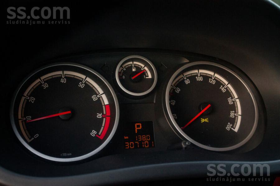 Pelēks Opel Corsa 2008 Jelgava, ar dzinēja tilpumu 1.40 L un nobraukumu 307 tūkst. km par 2800 €, foto 14 vietnē AUTOMOTO.COM.LV