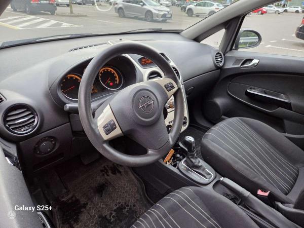 Grey Opel Corsa 2008 in Vilnius, with an engine capacity of 1.36 L and mileage of 108 thousand km for 2300 €, photo 5 on AUTOMOTO.COM.LV