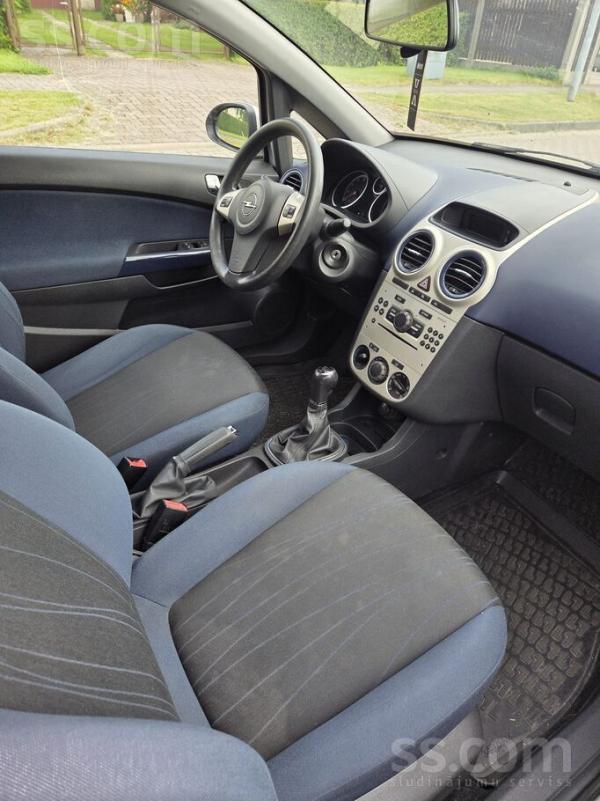 Pelēks Opel Corsa 2008 Ventspils, ar dzinēja tilpumu 1.20 L un nobraukumu 97 tūkst. km par 1800 €, foto 7 vietnē AUTOMOTO.COM.LV