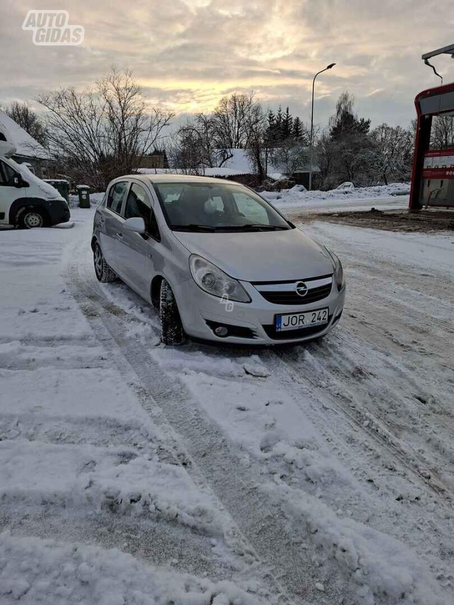 Grey Opel Corsa 2009 in Birzai, with an engine capacity of 1.40 L and mileage of 205 thousand km for 1100 €, photo 2 on AUTOMOTO.COM.LV