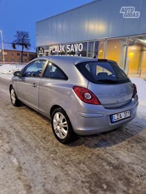 Grey Opel Corsa 2009 in Klaipeda, with an engine capacity of 1.20 L and mileage of 200 thousand km for 1500 €, photo 2 on AUTOMOTO.COM.LV