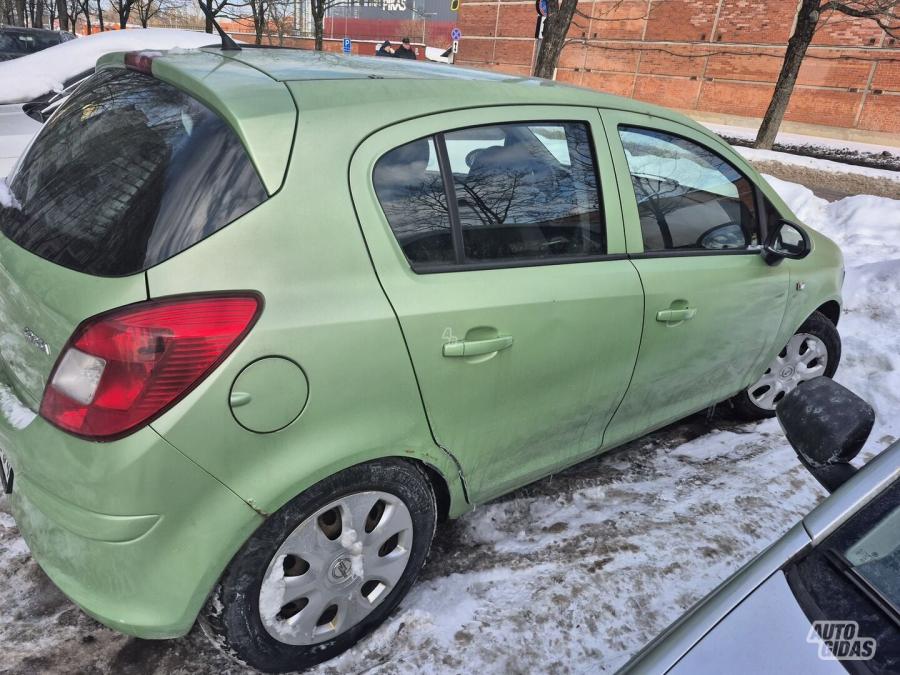 Grey Opel Corsa 2009 in Vilnius, with an engine capacity of 1.20 L and mileage of 127 thousand km for 650 €, photo 1 on AUTOMOTO.COM.LV