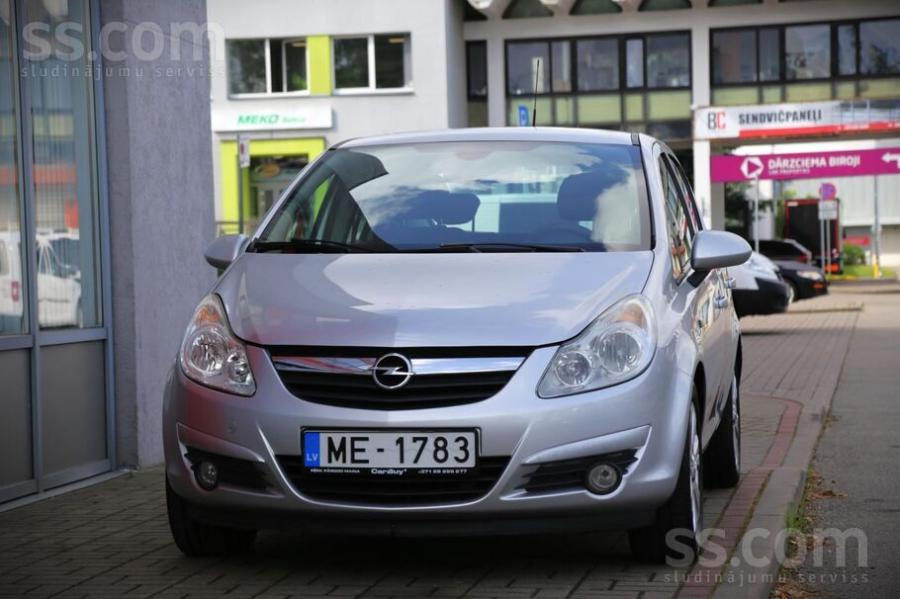 Pelēks Opel Corsa 2009 Rīga, ar dzinēja tilpumu 1.20 L un nobraukumu 181 tūkst. km par 2495 €, foto 1 vietnē AUTOMOTO.COM.LV