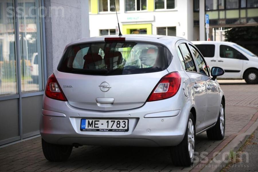 Pelēks Opel Corsa 2009 Rīga, ar dzinēja tilpumu 1.20 L un nobraukumu 181 tūkst. km par 2495 €, foto 6 vietnē AUTOMOTO.COM.LV