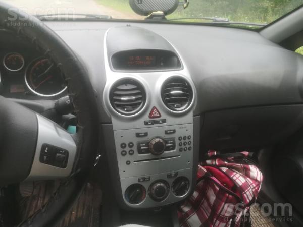 Pelēks Opel Corsa 2009 Rīga, ar dzinēja tilpumu 1.20 L un nobraukumu 202 tūkst. km par 2200 €, foto 8 vietnē AUTOMOTO.COM.LV