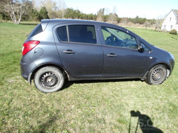 Pelēks Opel Corsa 2009 Balvi, ar dzinēja tilpumu 1.30 L un nobraukumu 310 tūkst. km par 800 €, foto 4 vietnē AUTOMOTO.COM.LV
