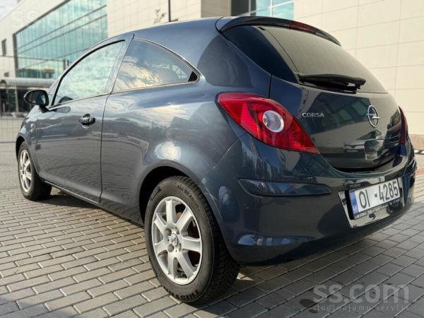 Pelēks Opel Corsa 2010 Rīga, ar dzinēja tilpumu 1.40 L un nobraukumu 0 tūkst. km par 2100 €, foto 5 vietnē AUTOMOTO.COM.LV