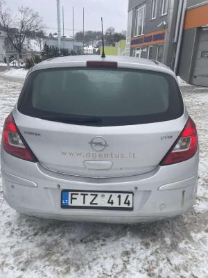 Grey Opel Corsa 2010 in Kaunas, with an engine capacity of 1.25 L and mileage of 278 thousand km for 1700 €, photo 4 on AUTOMOTO.COM.LV