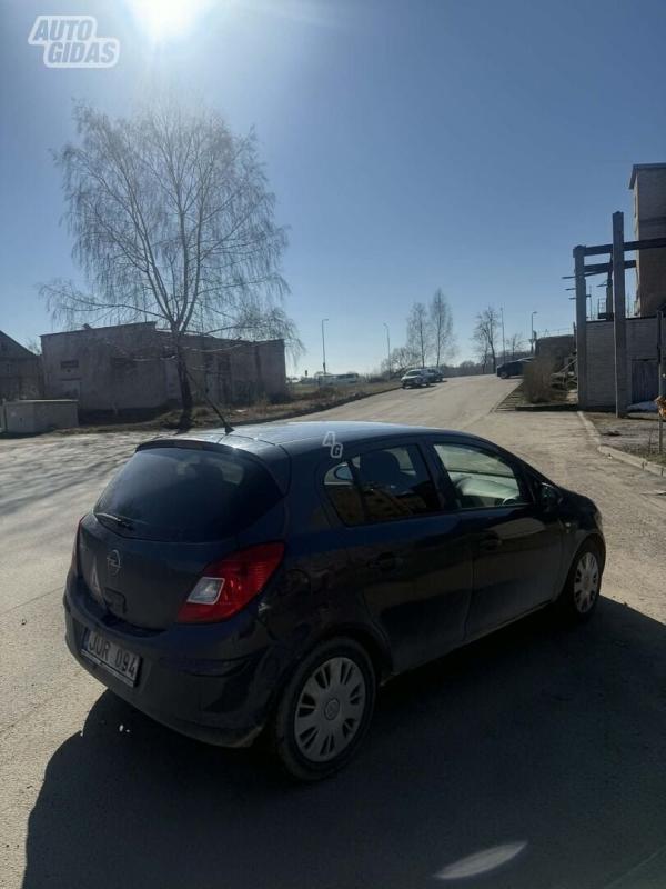 Pelēks Opel Corsa 2010 Šauļi, ar dzinēja tilpumu 1.40 L un nobraukumu 200 tūkst. km par 1650 €, foto 3 vietnē AUTOMOTO.COM.LV