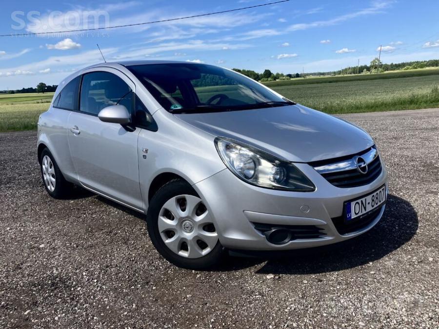 Pelēks Opel Corsa 2010 Talsi, ar dzinēja tilpumu 1.40 L un nobraukumu 156 tūkst. km par 3999 €, foto 1 vietnē AUTOMOTO.COM.LV