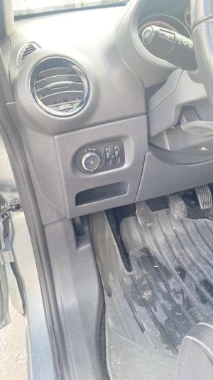 Grey Opel Corsa 2010 in Vilnius, with an engine capacity of 1.25 L and mileage of 181 thousand km for 2000 €, photo 16 on AUTOMOTO.COM.LV