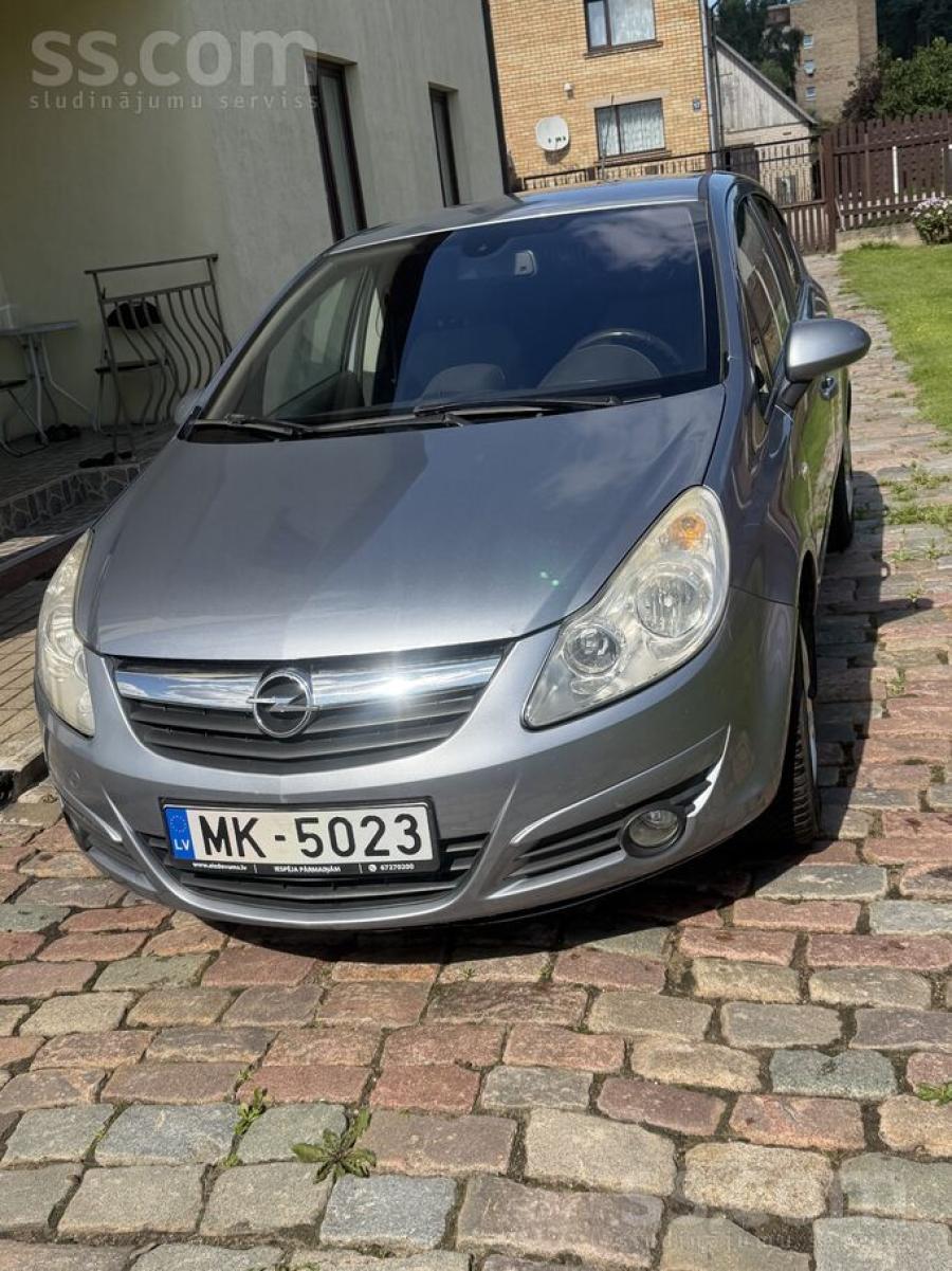 Pelēks Opel Corsa 2010 Rīga, ar dzinēja tilpumu 1.30 L un nobraukumu 206 tūkst. km par 1800 €, foto 4 vietnē AUTOMOTO.COM.LV