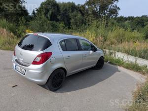 Grey Opel Corsa 2010 in Jelgava, with an engine capacity of 1.20 L and mileage of 202 thousand km for 3000 €, photo 5 on AUTOMOTO.COM.LV