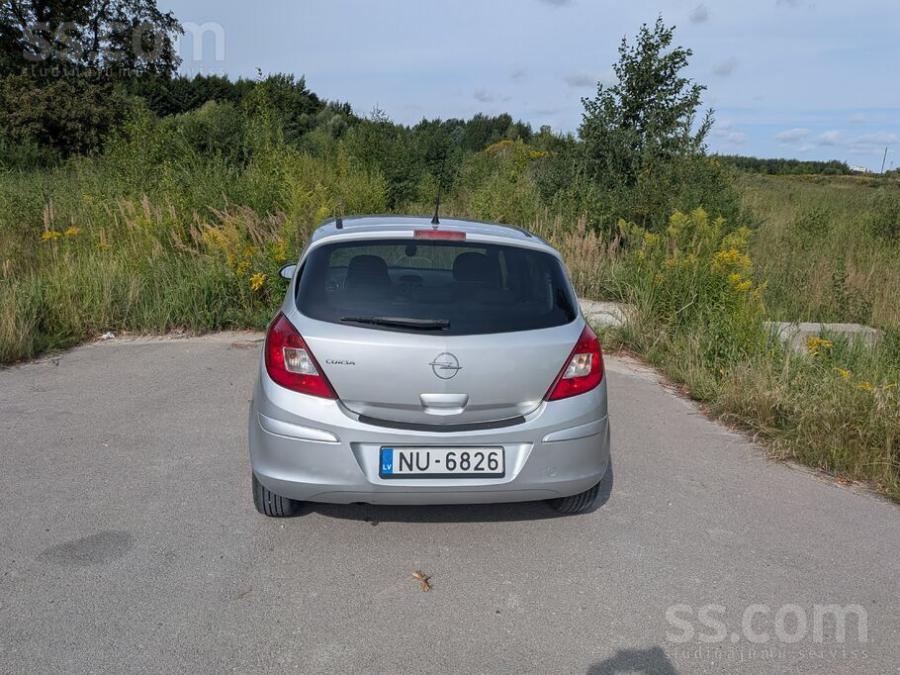 Grey Opel Corsa 2010 in Jelgava, with an engine capacity of 1.20 L and mileage of 202 thousand km for 3000 €, photo 6 on AUTOMOTO.COM.LV