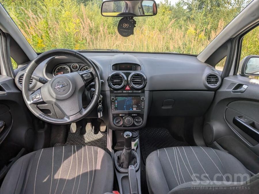 Grey Opel Corsa 2010 in Jelgava, with an engine capacity of 1.20 L and mileage of 202 thousand km for 3000 €, photo 13 on AUTOMOTO.COM.LV