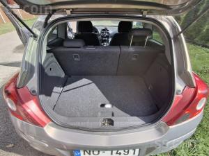 Pelēks Opel Corsa 2010 Rīga, ar dzinēja tilpumu 1.40 L un nobraukumu 136 tūkst. km par 2300 €, foto 5 vietnē AUTOMOTO.COM.LV