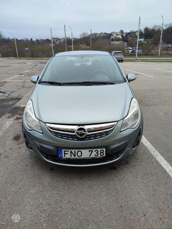 Pelēks Opel Corsa 2011 Kauņa, ar dzinēja tilpumu 1.40 L un nobraukumu 193 tūkst. km par 2400 €, foto 7 vietnē AUTOMOTO.COM.LV