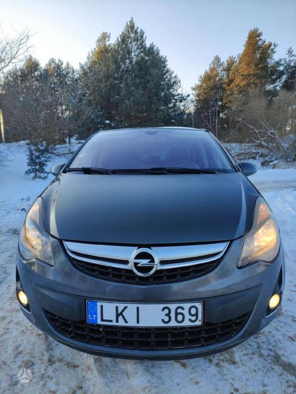 Grey Opel Corsa 2011 in Utena, with an engine capacity of 1.25 L and mileage of 241 thousand km for 2499 €, photo 2 on AUTOMOTO.COM.LV