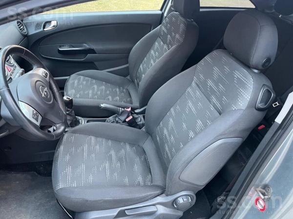 Grey Opel Corsa 2011 in Cesis, with an engine capacity of 1.30 L and mileage of 266 thousand km for 2950 €, photo 9 on AUTOMOTO.COM.LV