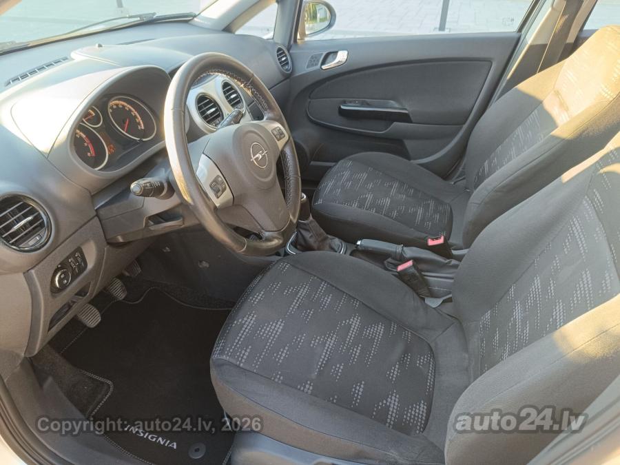 Pelēks Opel Corsa 2011 Tallina, ar dzinēja tilpumu 1.20 L un nobraukumu 165 tūkst. km par 1950 €, foto 10 vietnē AUTOMOTO.COM.LV