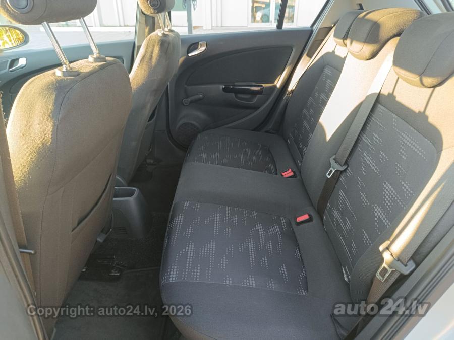 Pelēks Opel Corsa 2011 Tallina, ar dzinēja tilpumu 1.20 L un nobraukumu 165 tūkst. km par 1950 €, foto 13 vietnē AUTOMOTO.COM.LV