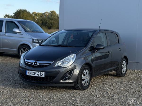 Pelēks Opel Corsa 2011 Šauļi, ar dzinēja tilpumu 1.40 L un nobraukumu 113 tūkst. km par 2500 €, foto 1 vietnē AUTOMOTO.COM.LV