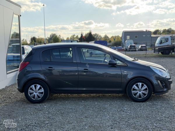 Pelēks Opel Corsa 2011 Šauļi, ar dzinēja tilpumu 1.40 L un nobraukumu 113 tūkst. km par 2500 €, foto 5 vietnē AUTOMOTO.COM.LV