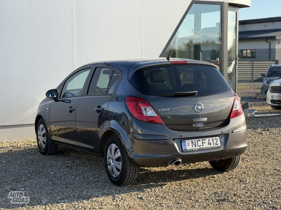Pelēks Opel Corsa 2011 Šauļi, ar dzinēja tilpumu 1.40 L un nobraukumu 113 tūkst. km par 2500 €, foto 8 vietnē AUTOMOTO.COM.LV