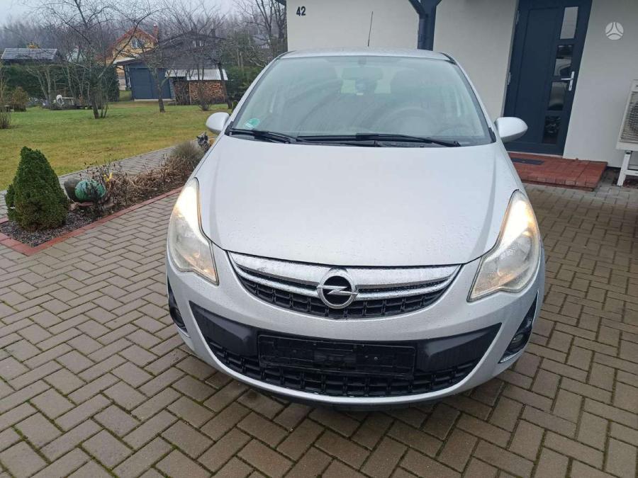 Grey Opel Corsa 2012 in Utena, with an engine capacity of 1.25 L and mileage of 340 thousand km for 2100 €, photo 1 on AUTOMOTO.COM.LV