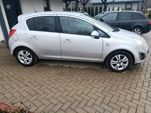 Grey Opel Corsa 2012 in Utena, with an engine capacity of 1.25 L and mileage of 340 thousand km for 2100 €, photo 5 on AUTOMOTO.COM.LV