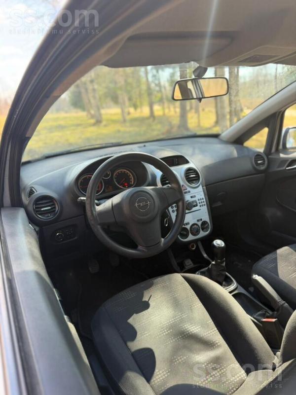 Pelēks Opel Corsa 2012 Cēsis, ar dzinēja tilpumu 1.30 L un nobraukumu 241 tūkst. km par 1950 €, foto 8 vietnē AUTOMOTO.COM.LV