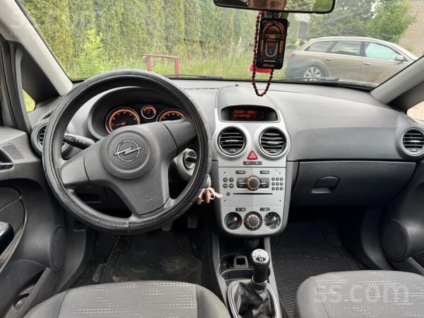 Grey Opel Corsa 2012 in Jurmala, with an engine capacity of 1.20 L and mileage of 227 thousand km for 1599 €, photo 6 on AUTOMOTO.COM.LV