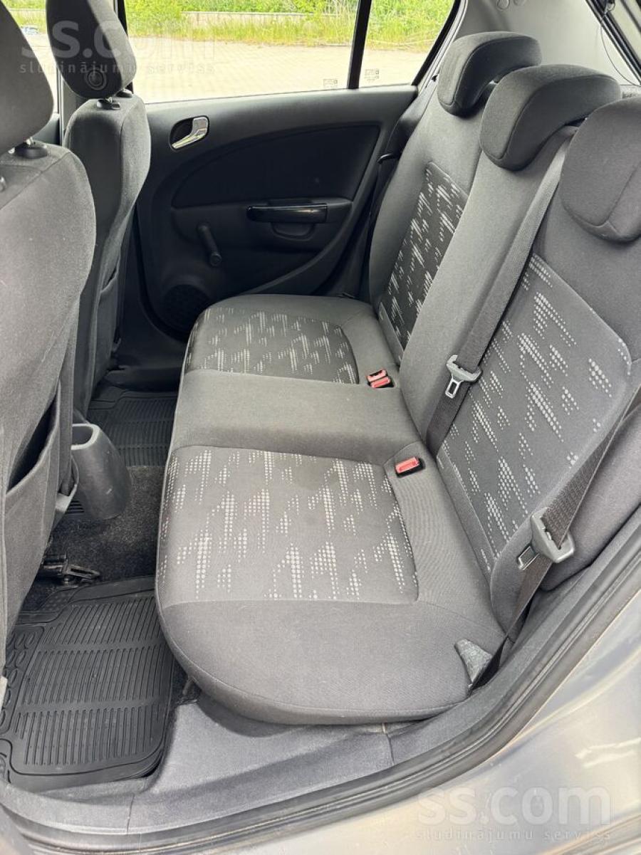 Grey Opel Corsa 2012 in Jurmala, with an engine capacity of 1.20 L and mileage of 227 thousand km for 1599 €, photo 8 on AUTOMOTO.COM.LV