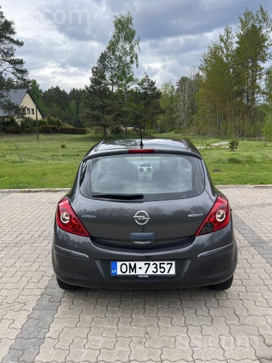 Grey Opel Corsa 2012 in Riga, with an engine capacity of 1.20 L and mileage of 209 thousand km for 2349 €, photo 4 on AUTOMOTO.COM.LV