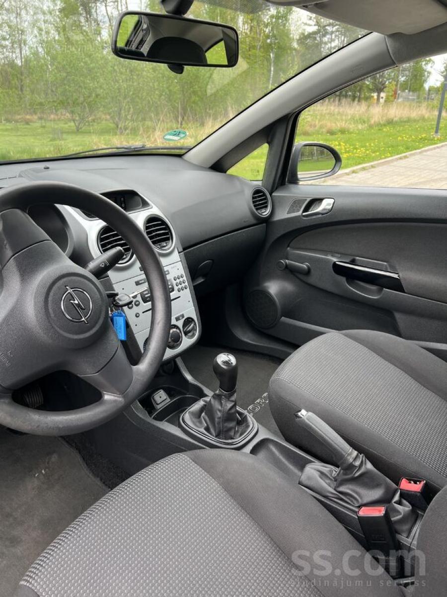 Grey Opel Corsa 2012 in Riga, with an engine capacity of 1.20 L and mileage of 209 thousand km for 2349 €, photo 9 on AUTOMOTO.COM.LV