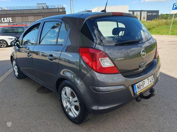 Pelēks Opel Corsa 2012 Kauņa, ar dzinēja tilpumu 1.30 L un nobraukumu 201 tūkst. km par 2950 €, foto 4 vietnē AUTOMOTO.COM.LV