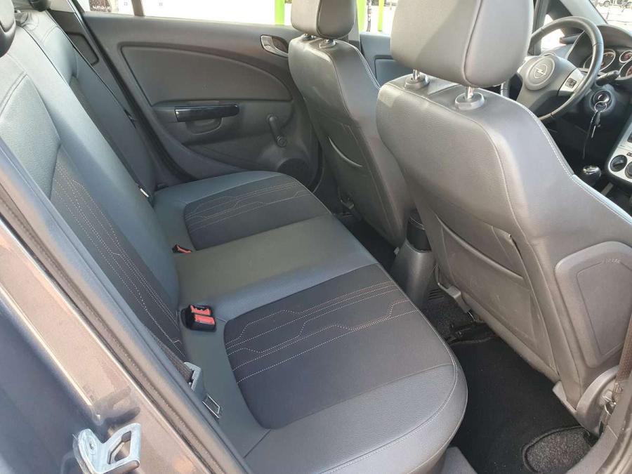 Grey Opel Corsa 2012 in Kaunas, with an engine capacity of 1.30 L and mileage of 201 thousand km for 2950 €, photo 11 on AUTOMOTO.COM.LV