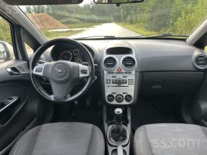 Grey Opel Corsa 2012 in Tukums, with an engine capacity of 1.30 L and mileage of 252 thousand km for 1650 €, photo 6 on AUTOMOTO.COM.LV
