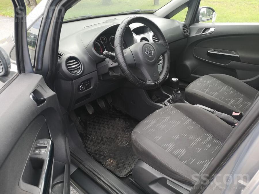 Pelēks Opel Corsa 2012 Rīga, ar dzinēja tilpumu 1.20 L un nobraukumu 0 tūkst. km par 2790 €, foto 9 vietnē AUTOMOTO.COM.LV