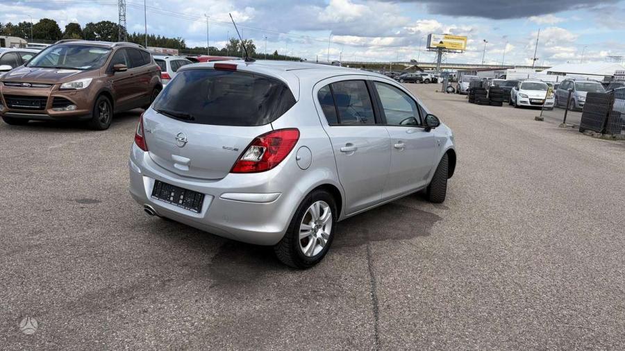 Pelēks Opel Corsa 2012 Marijampole, ar dzinēja tilpumu 1.30 L un nobraukumu 168 tūkst. km par 2950 €, foto 9 vietnē AUTOMOTO.COM.LV
