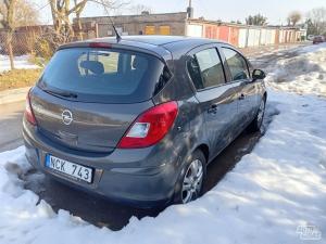 Grey Opel Corsa 2013 in Klaipeda, with an engine capacity of 1.20 L and mileage of 207 thousand km for 1299 €, photo 6 on AUTOMOTO.COM.LV