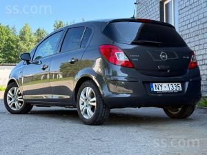 Grey Opel Corsa 2013 in Tukums, with an engine capacity of 1.30 L and mileage of 160 thousand km for 3499 €, photo 5 on AUTOMOTO.COM.LV