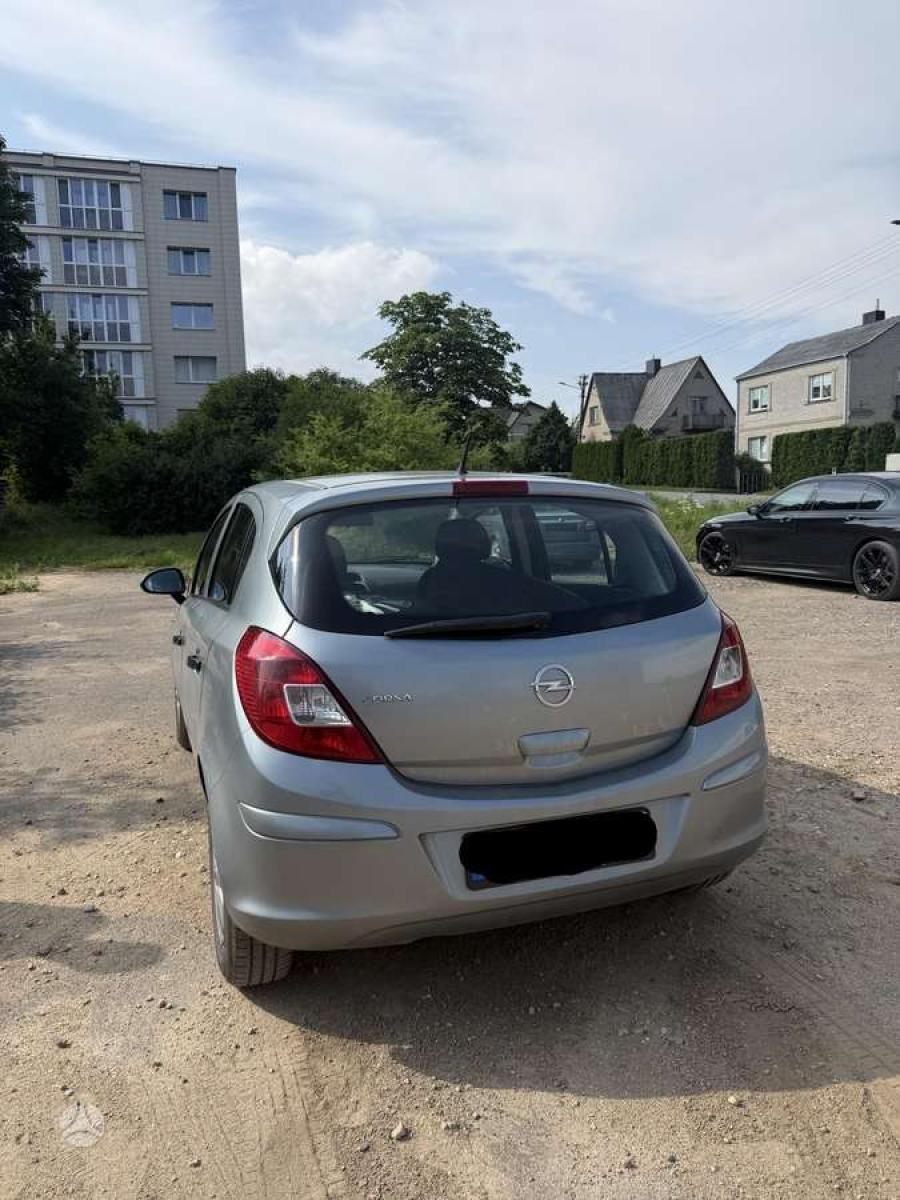 Pelēks Opel Corsa 2013 Kauņa, ar dzinēja tilpumu 1.40 L un nobraukumu 319 tūkst. km par 2050 €, foto 4 vietnē AUTOMOTO.COM.LV