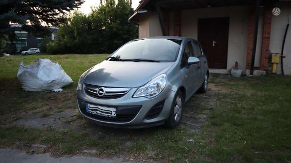 Pelēks Opel Corsa 2013 Kauņa, ar dzinēja tilpumu 1.40 L un nobraukumu 319 tūkst. km par 999 €, foto 1 vietnē AUTOMOTO.COM.LV