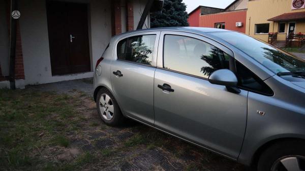 Pelēks Opel Corsa 2013 Kauņa, ar dzinēja tilpumu 1.40 L un nobraukumu 319 tūkst. km par 999 €, foto 4 vietnē AUTOMOTO.COM.LV